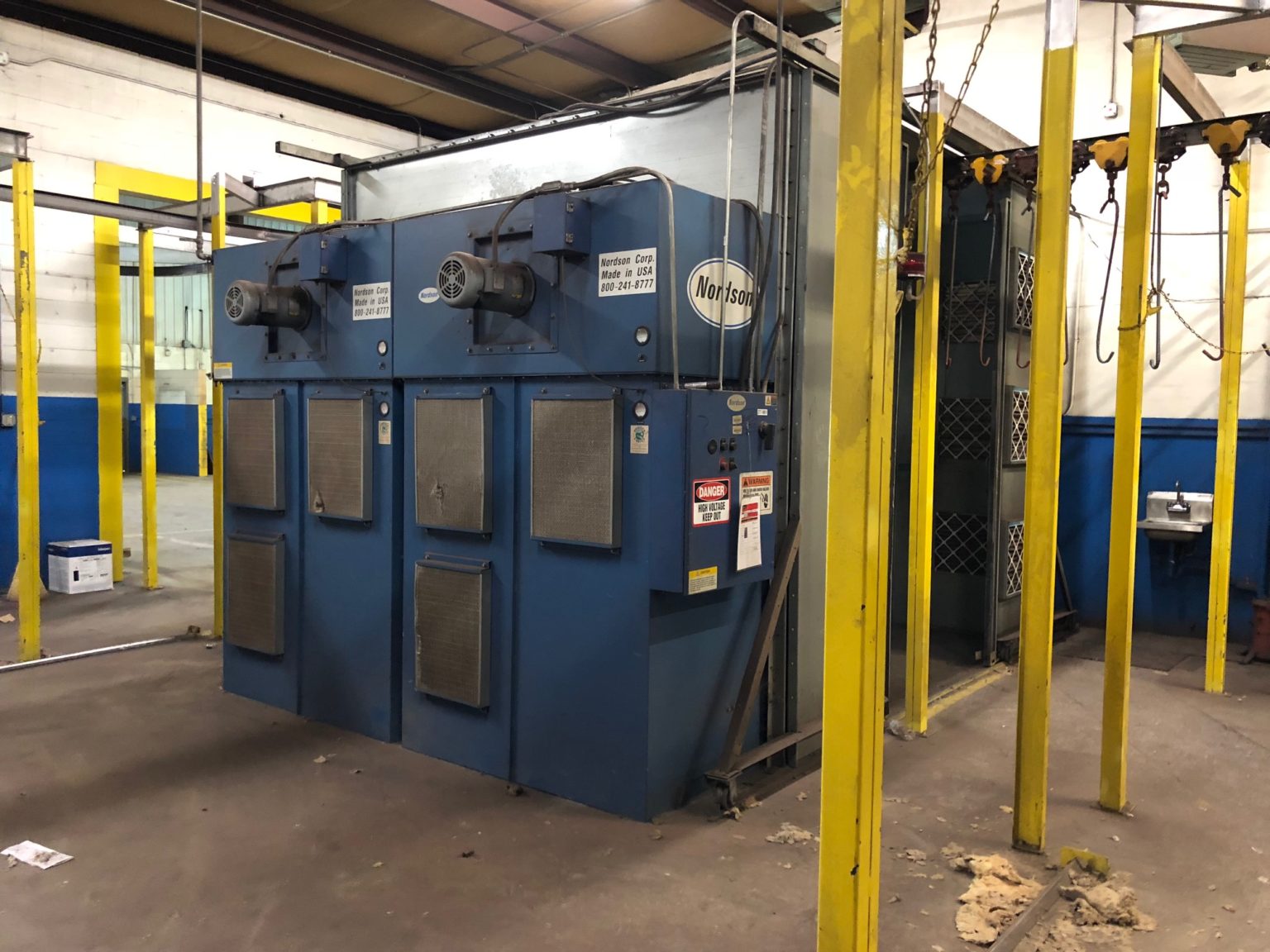 Nordson Versa-Coat Model J 10' x 12' x 10' Powder Coating Spray Booth ...