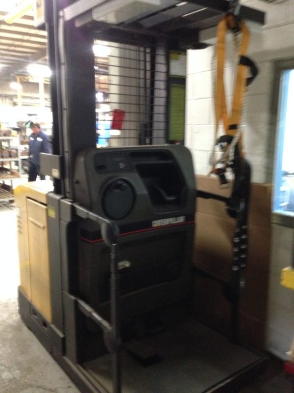 Caterpillar NOR30P 3,000 LBS. Electric Order Picker - The Equipment Hub