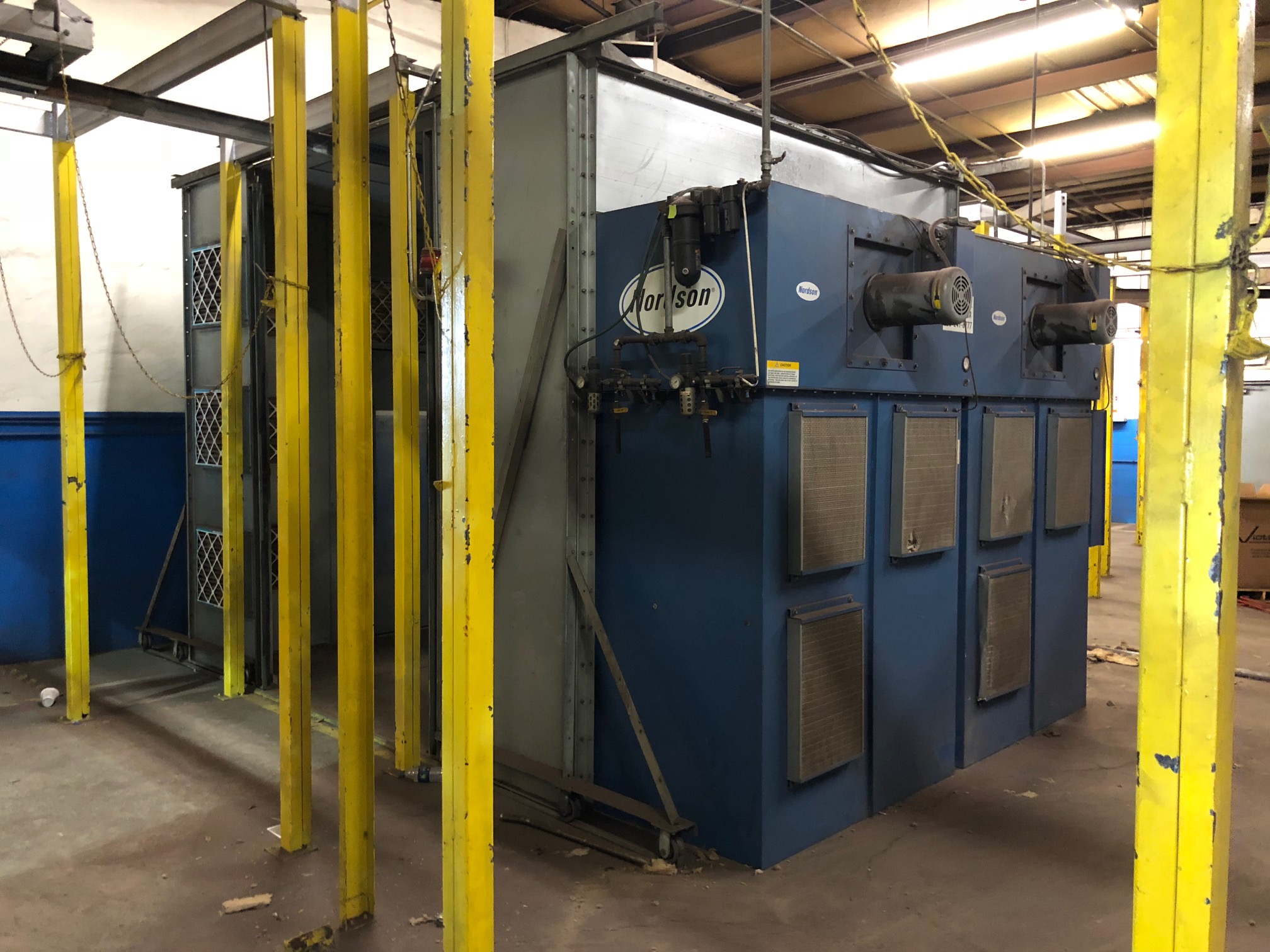 Nordson Versa-Coat Model J 10' x 12' x 10' Powder Coating Spray Booth ...