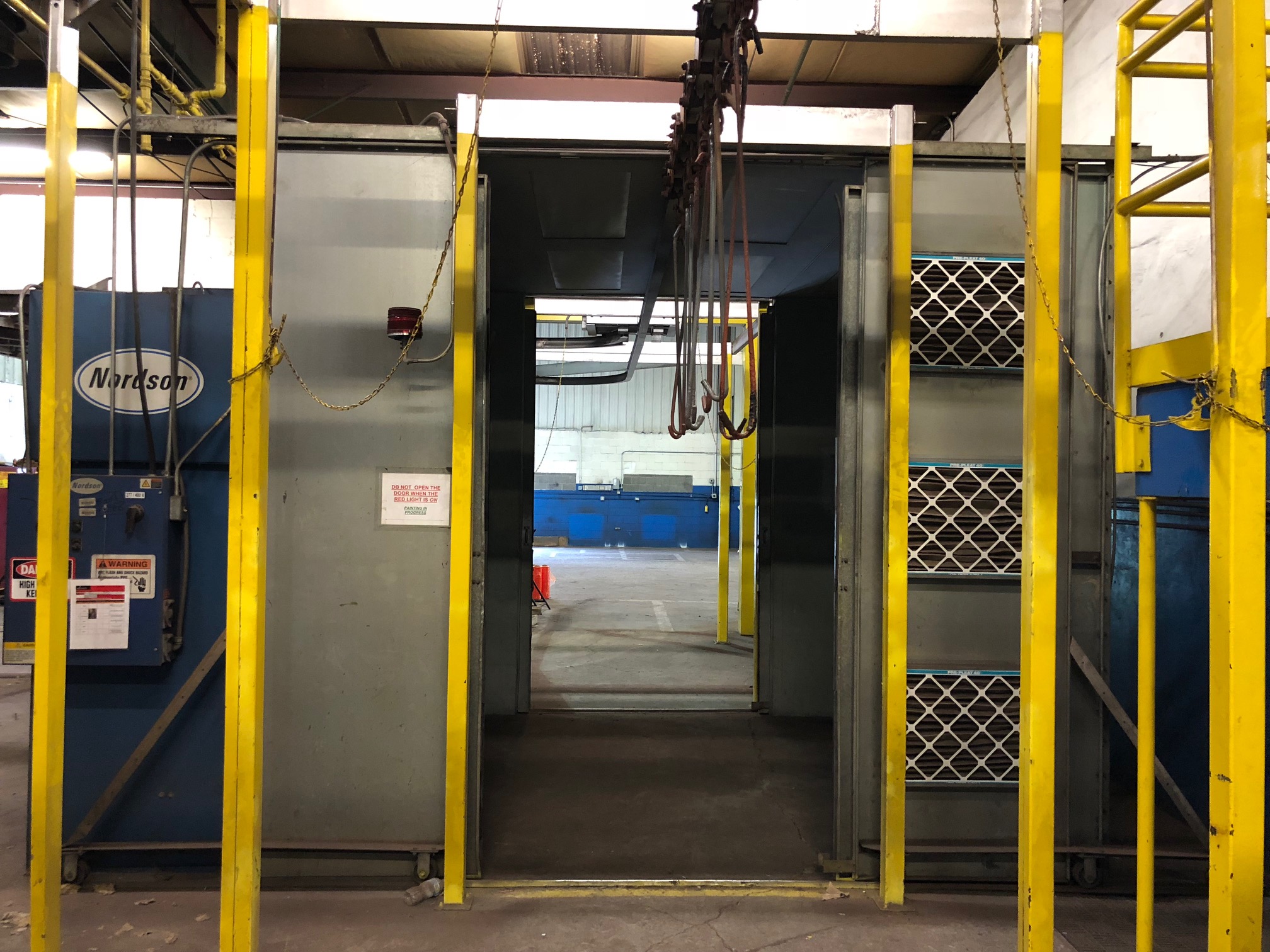 Nordson Versa-Coat Model J 10' x 12' x 10' Powder Coating Spray Booth ...
