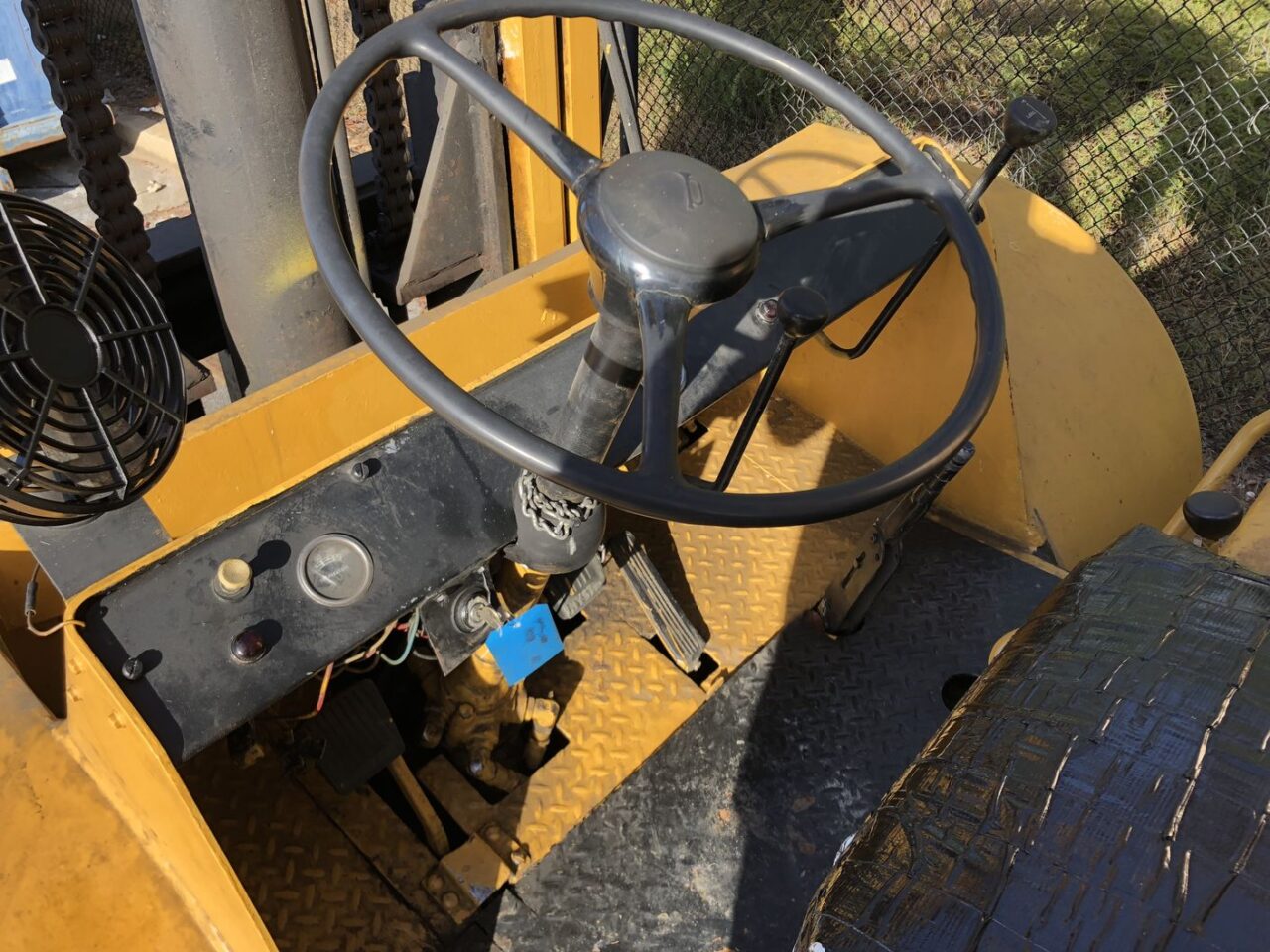 Hyster H200ES 20,000 LB. Capacity LP Forklift - The Equipment Hub