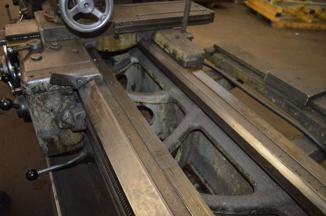 Okuma LS 21" x 60" Engine Lathe - The Equipment Hub