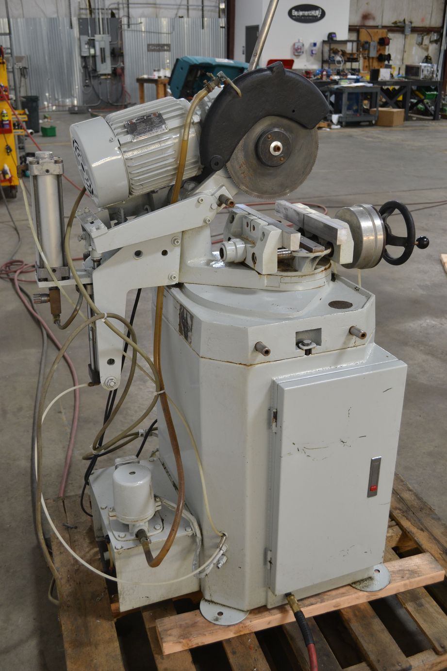 Soco MC-275AC 12" Semi-Automatic Pneumatic Mitering Cold Saw - The ...