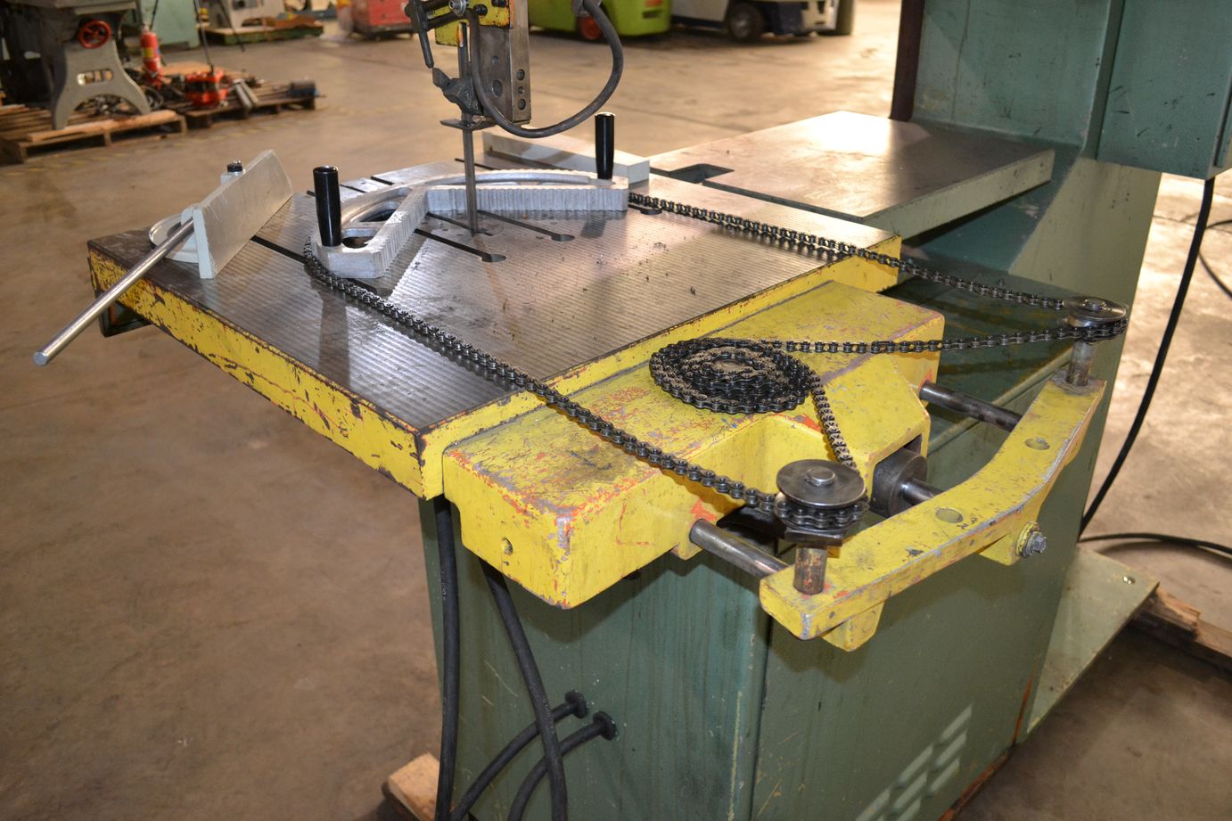Dake Johnson VH-40 41" Hydraulic Power Feed Table Vertical Band Saw ...