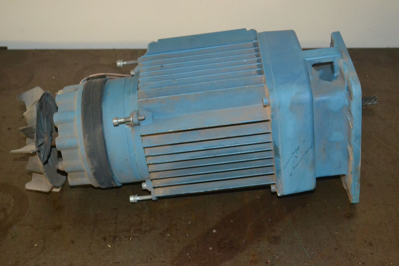 Demag ZBF 80 A 8/2 Cylindrical Rotor Crane Hoist Motor - The Equipment Hub