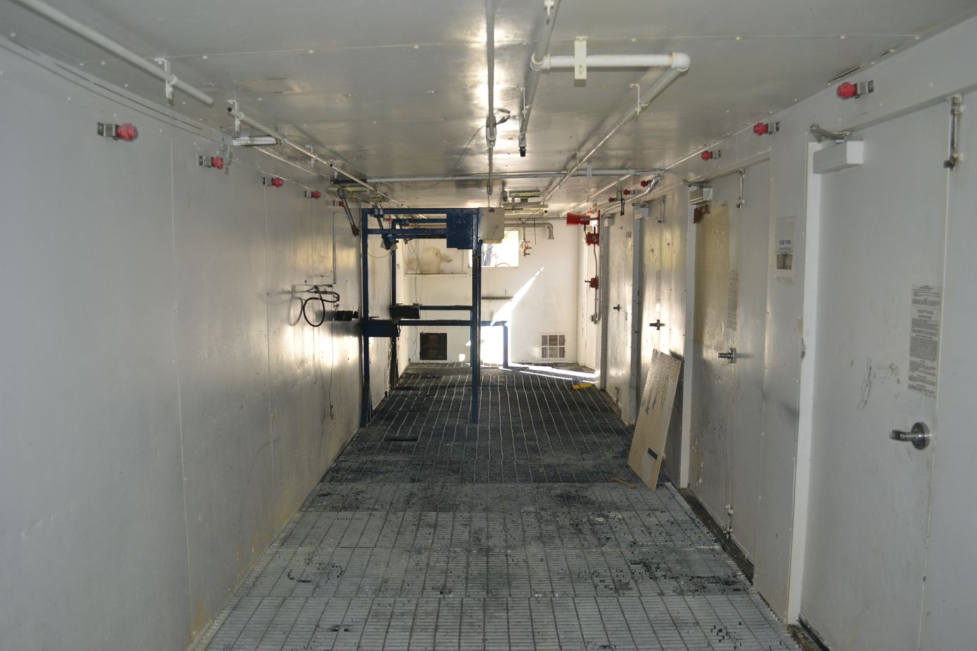 Safety Storage 4210-FS00-S 8' x 40' Hazmat Locker Trailer - The ...