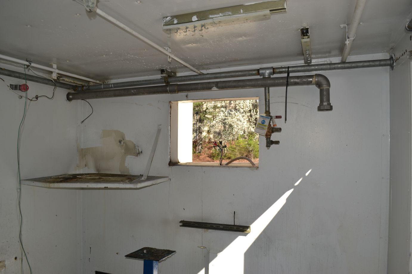 Safety Storage 4210-FS00-S 8' x 40' Hazmat Locker Trailer - The ...