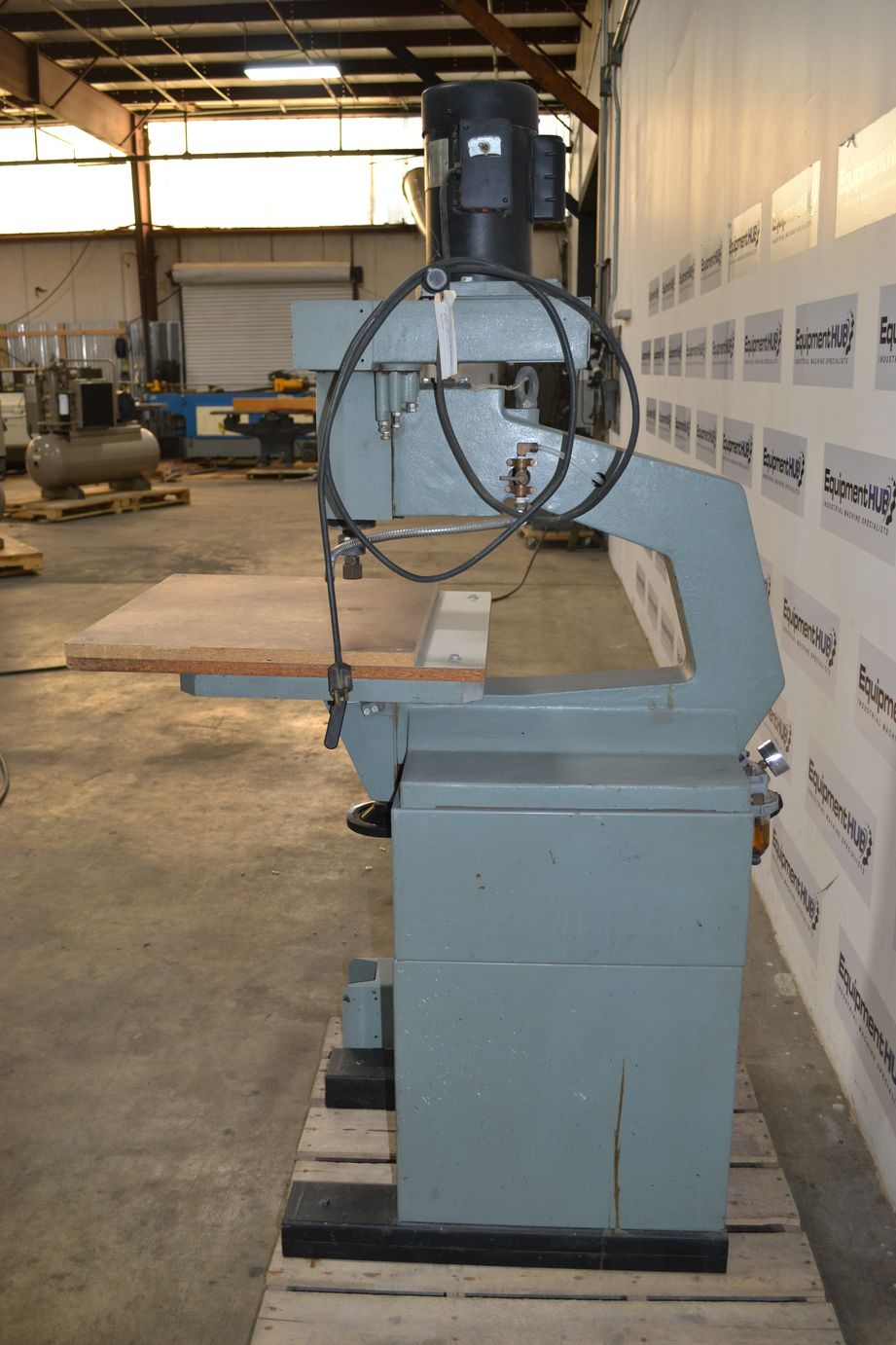 Delta RU-50 Over Arm Head Pin Router, 2HP - The Equipment Hub