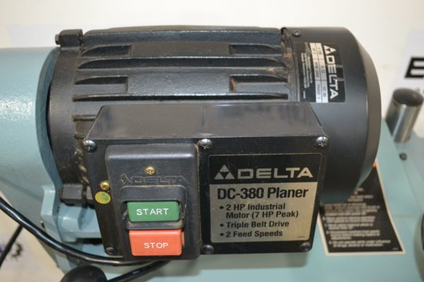 Delta 22-675 DC-380 15" Straight Knife Planer - The Equipment Hub