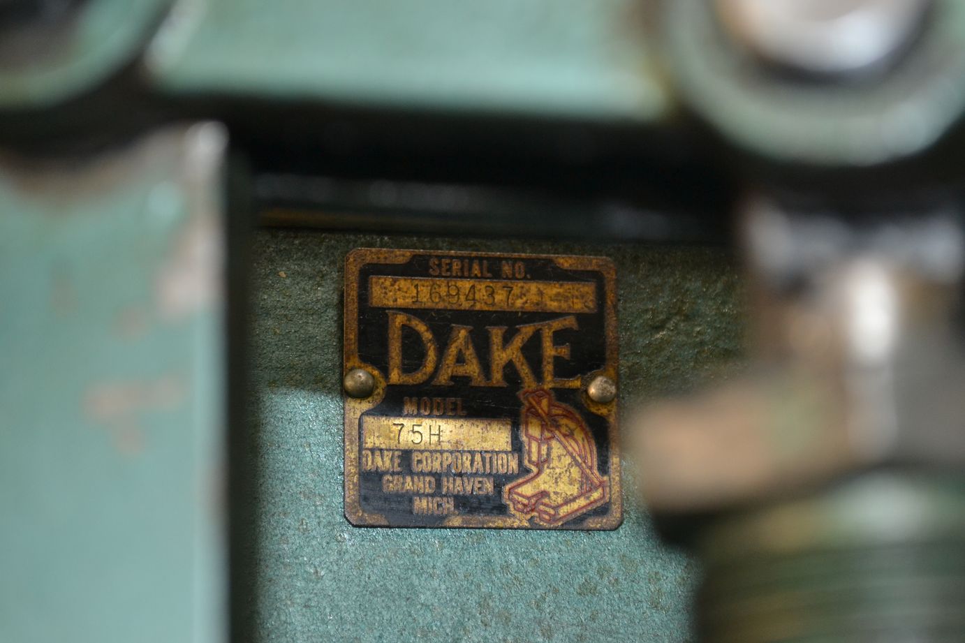 Dake 75H Hand Operated 75 Ton Hydraulic Press - The Equipment Hub