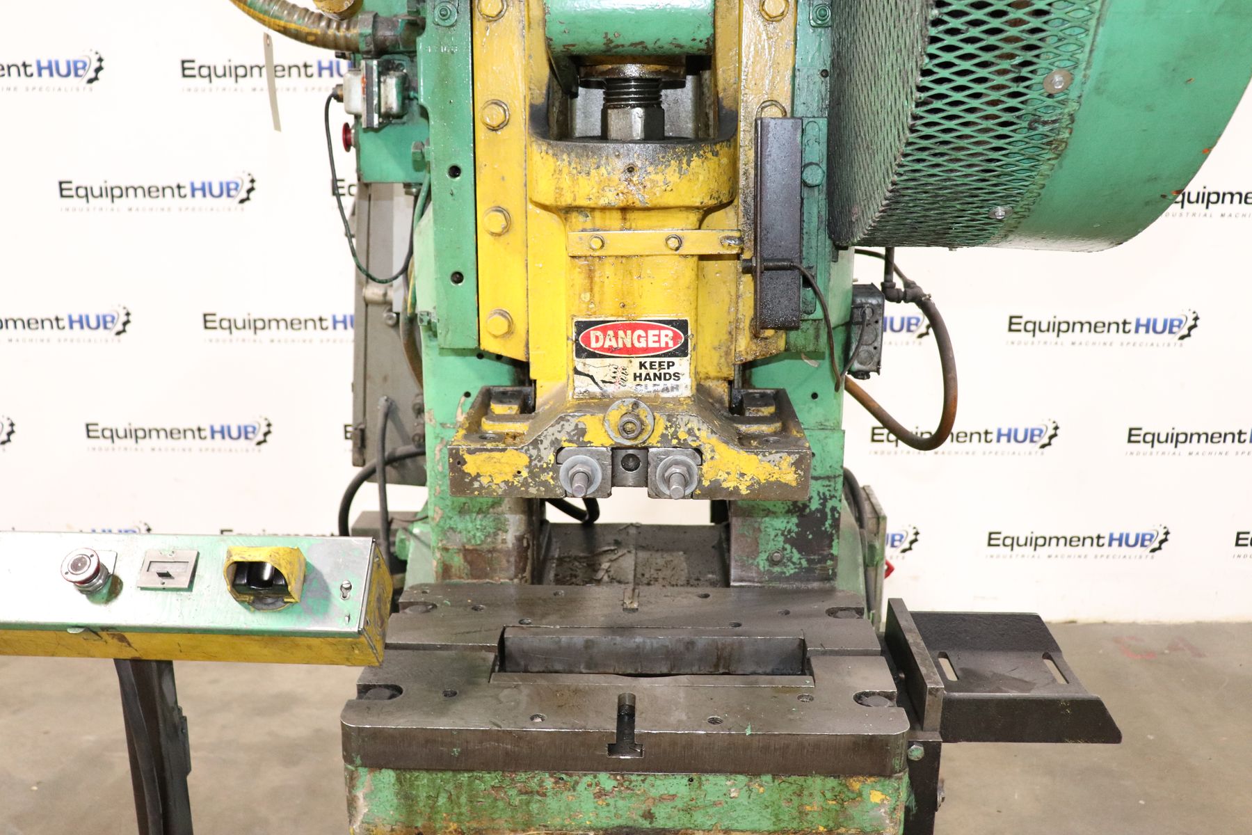 Minster No. 4 OBI Flywheel 32 Ton Air Clutch Stamping Punch Press - The ...