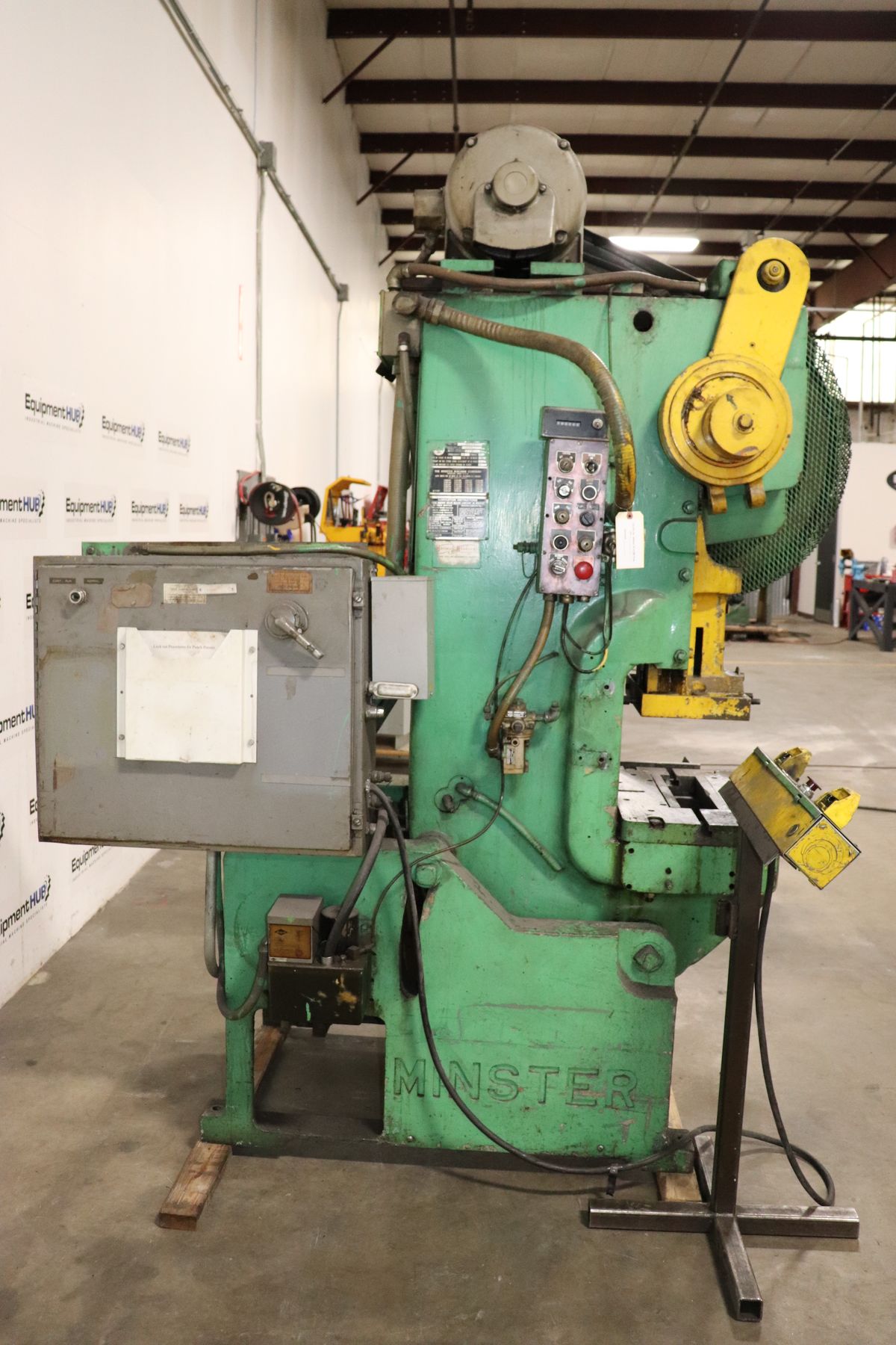 Minster No. 4 OBI Flywheel 32 Ton Air Clutch Stamping Punch Press - The ...