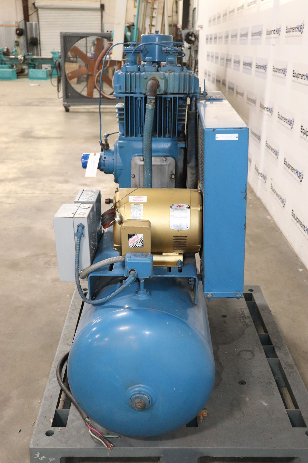 Quincy 340 7.5HP Reciprocating Horizontal 120 Gallon Air Compressor ...