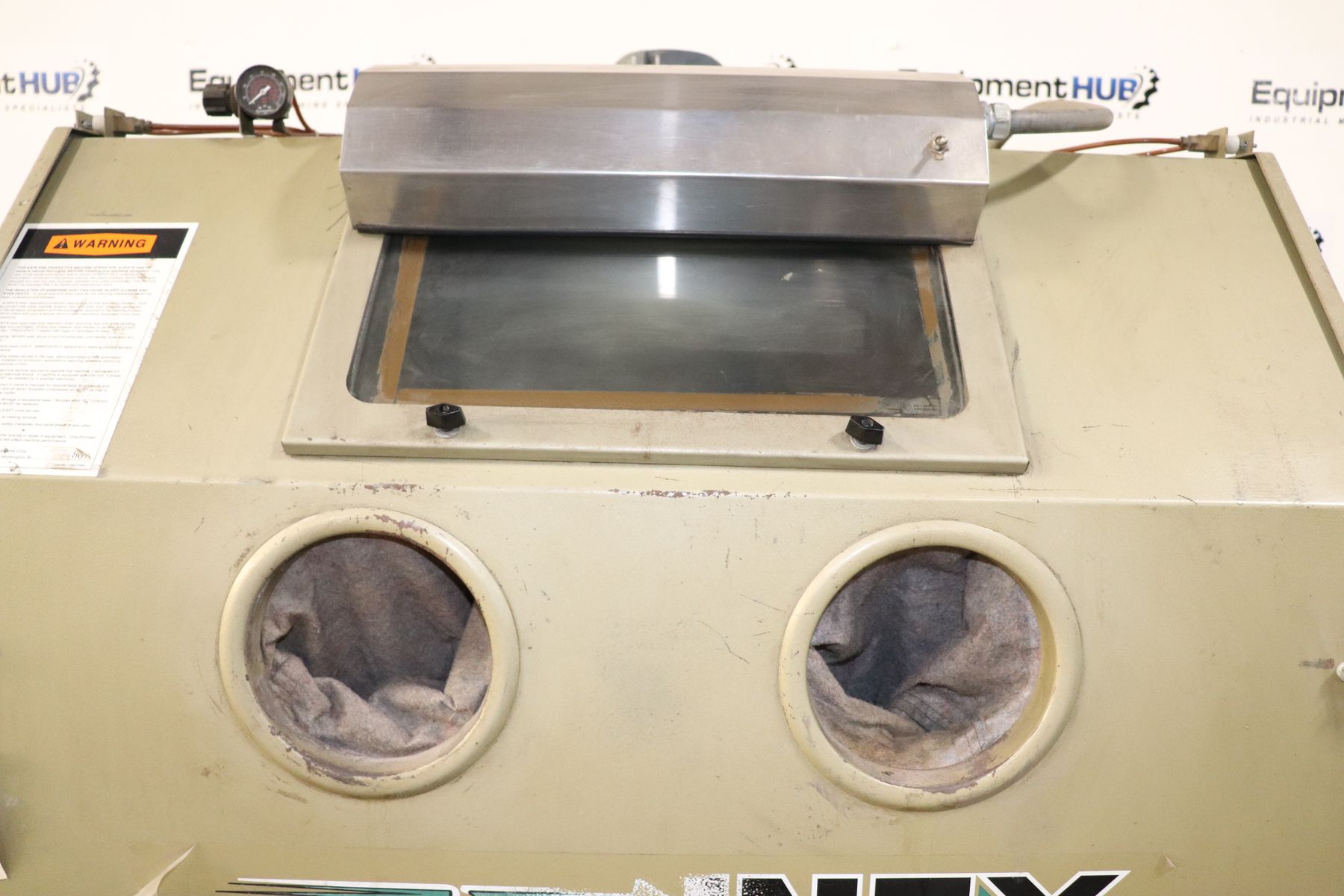 Clemco Zero Inex 3048R Zero Media Sand Blast Cabinet w/ Reclaimer - The ...