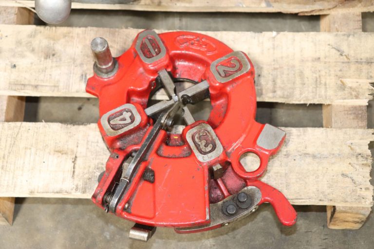 Wheeler Rex 6390 1/2" - 2" Portable Pipe Threader - The Equipment Hub