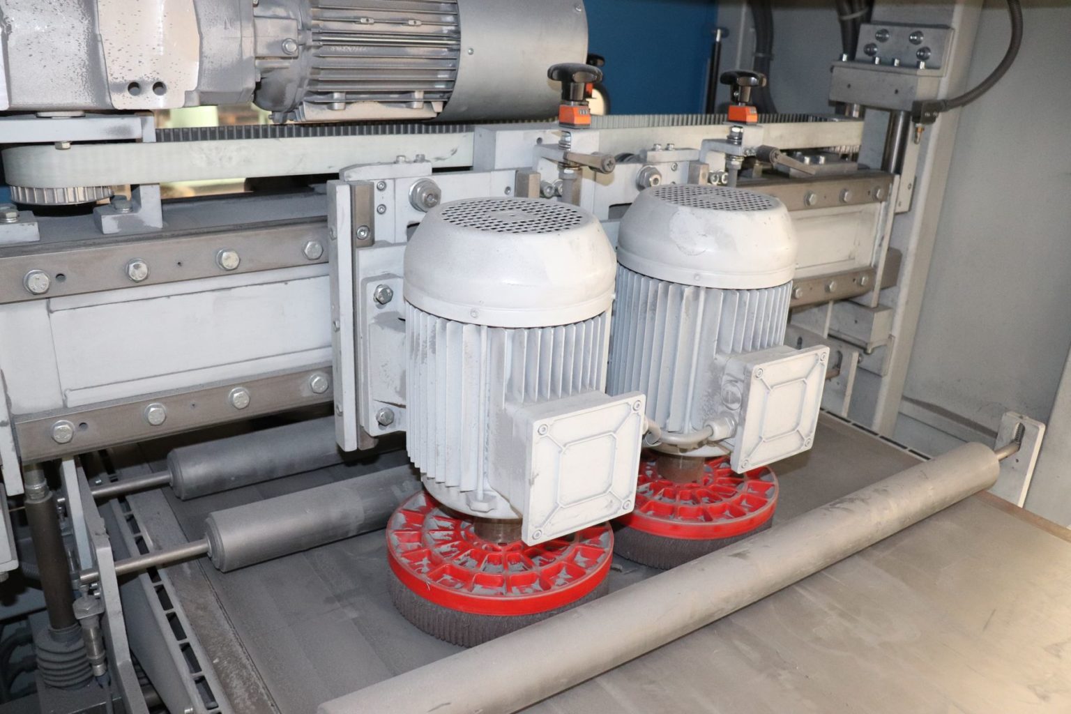 Loewer DiscMaster 4TD-1000 Deburring and Edge Rounding Metal Polishing ...