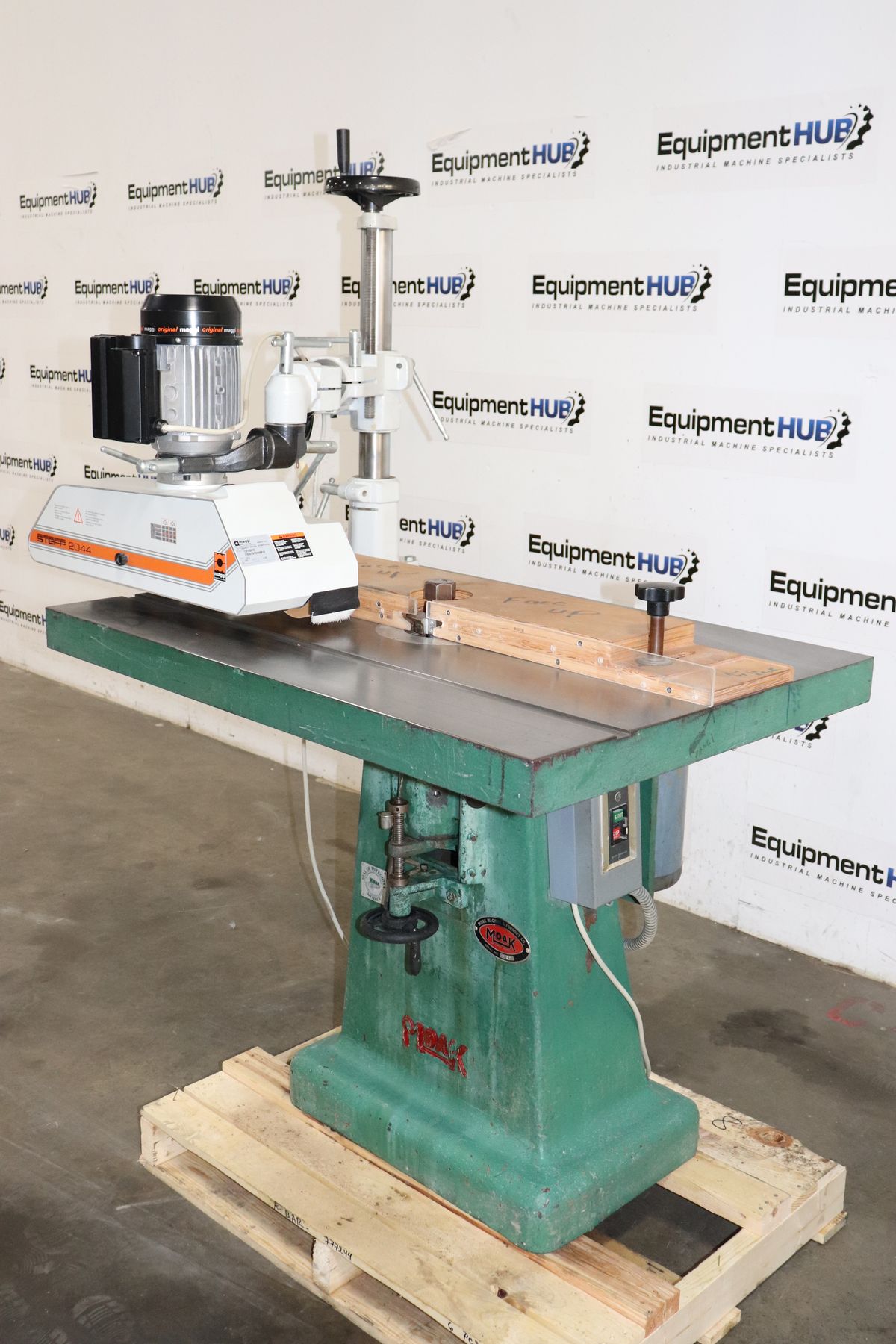 Moak 5HP Wood Shaper w/ Maggi Steff 2044 Power Stock Feeder - The ...