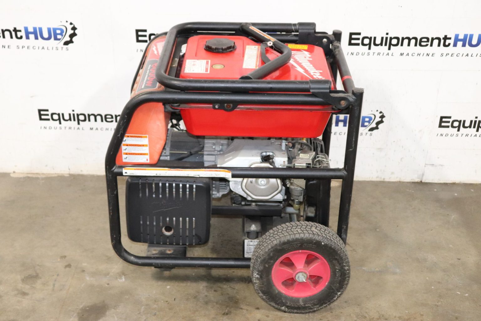 Milwaukee 4960-24 6000 Watt Honda Engine Gas Powered Generator - The ...