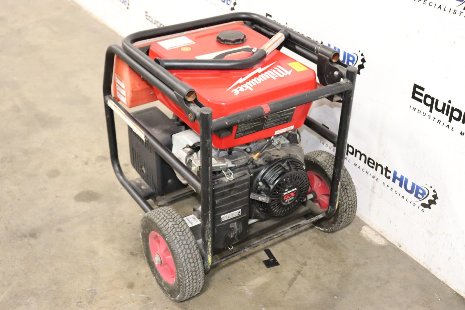 Milwaukee 4960-24 6000 Watt Honda Engine Gas Powered Generator - The ...