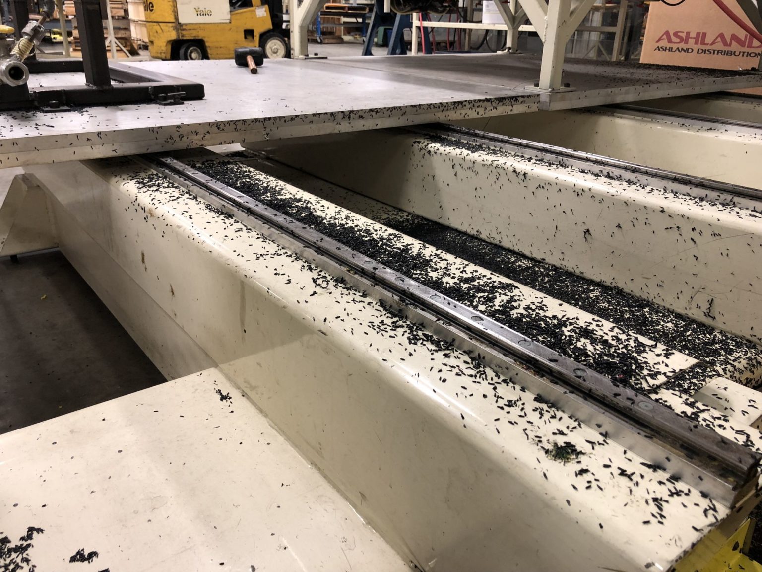 Thermwood Model 67 Dual 5' x 5' 5 Axis CNC Router - The Equipment Hub