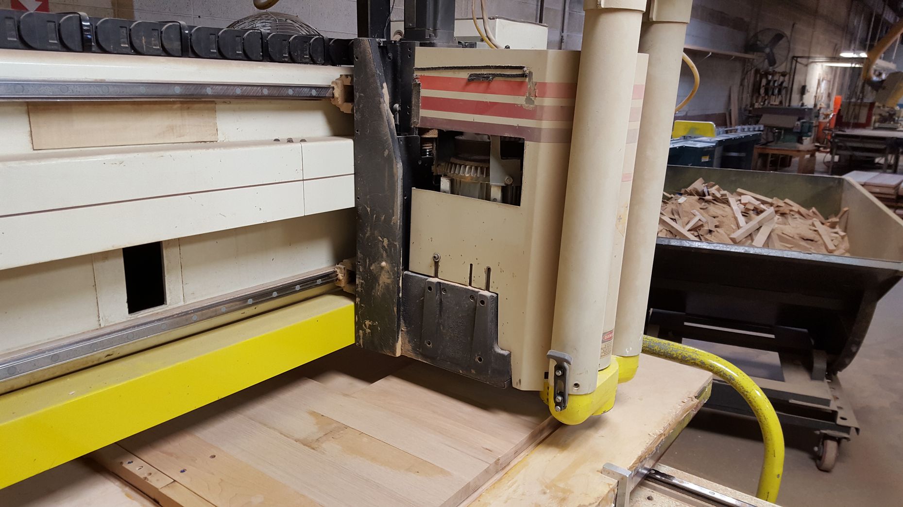 Thermwood Model 40 5′ x 5′ CNC Router - The Equipment Hub