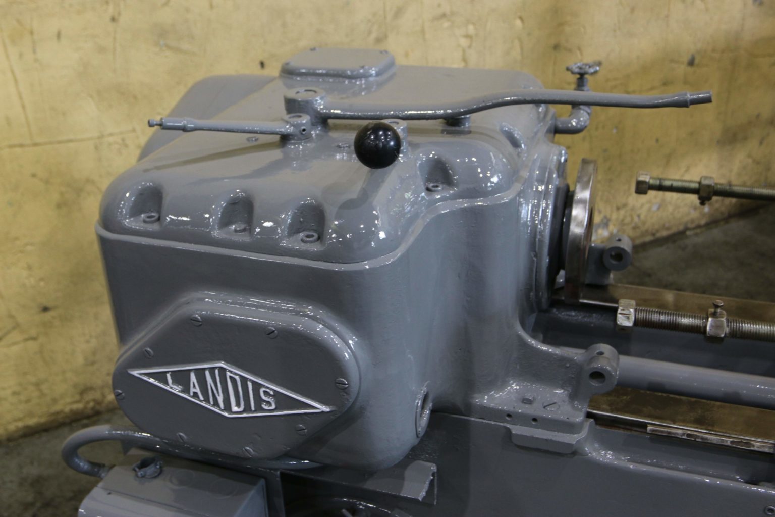 Landis 2-1/2 LX Lead Screw Threader - The Equipment Hub