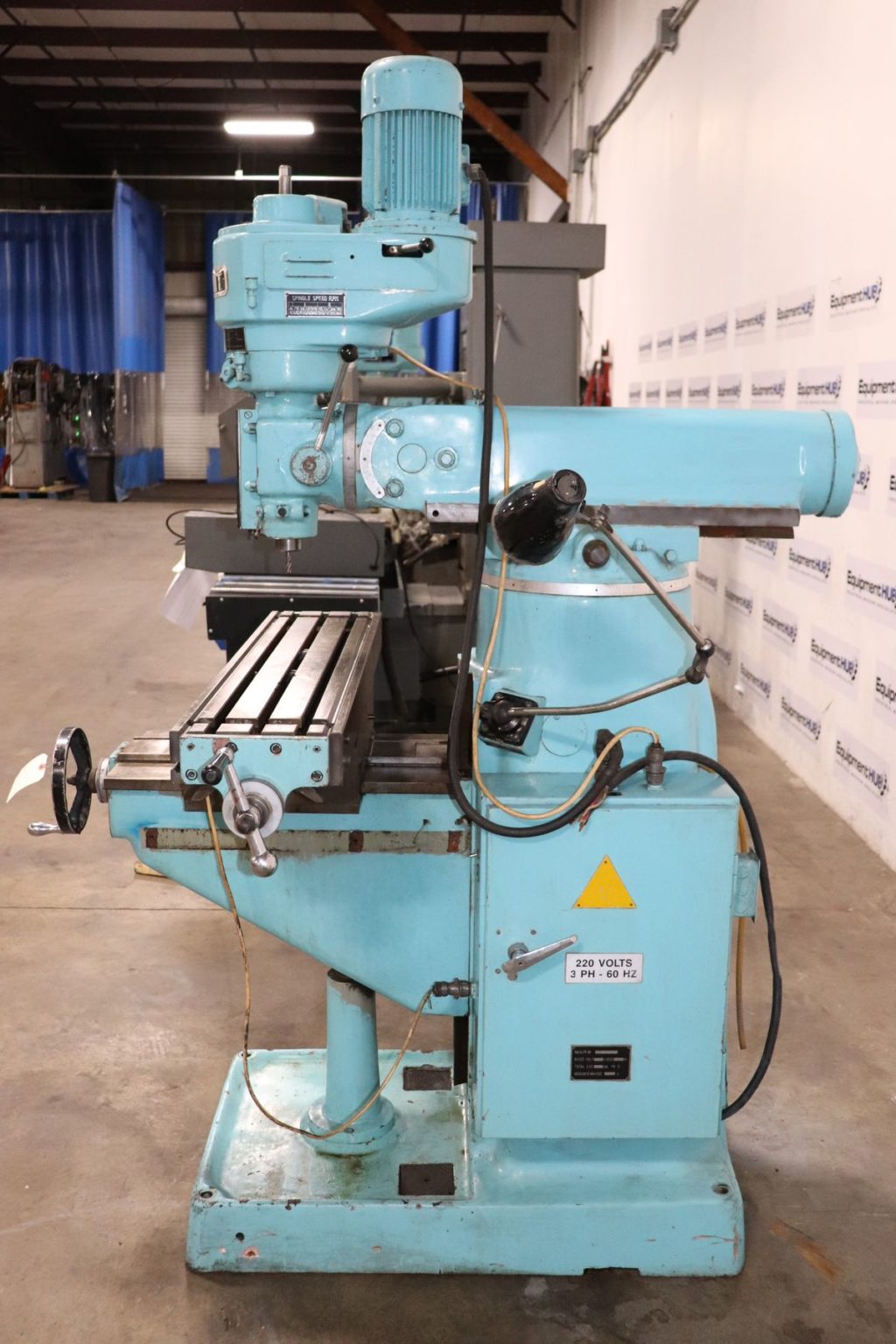 Summit V-244 10" x 44" Vertical Milling Machine - The Equipment Hub