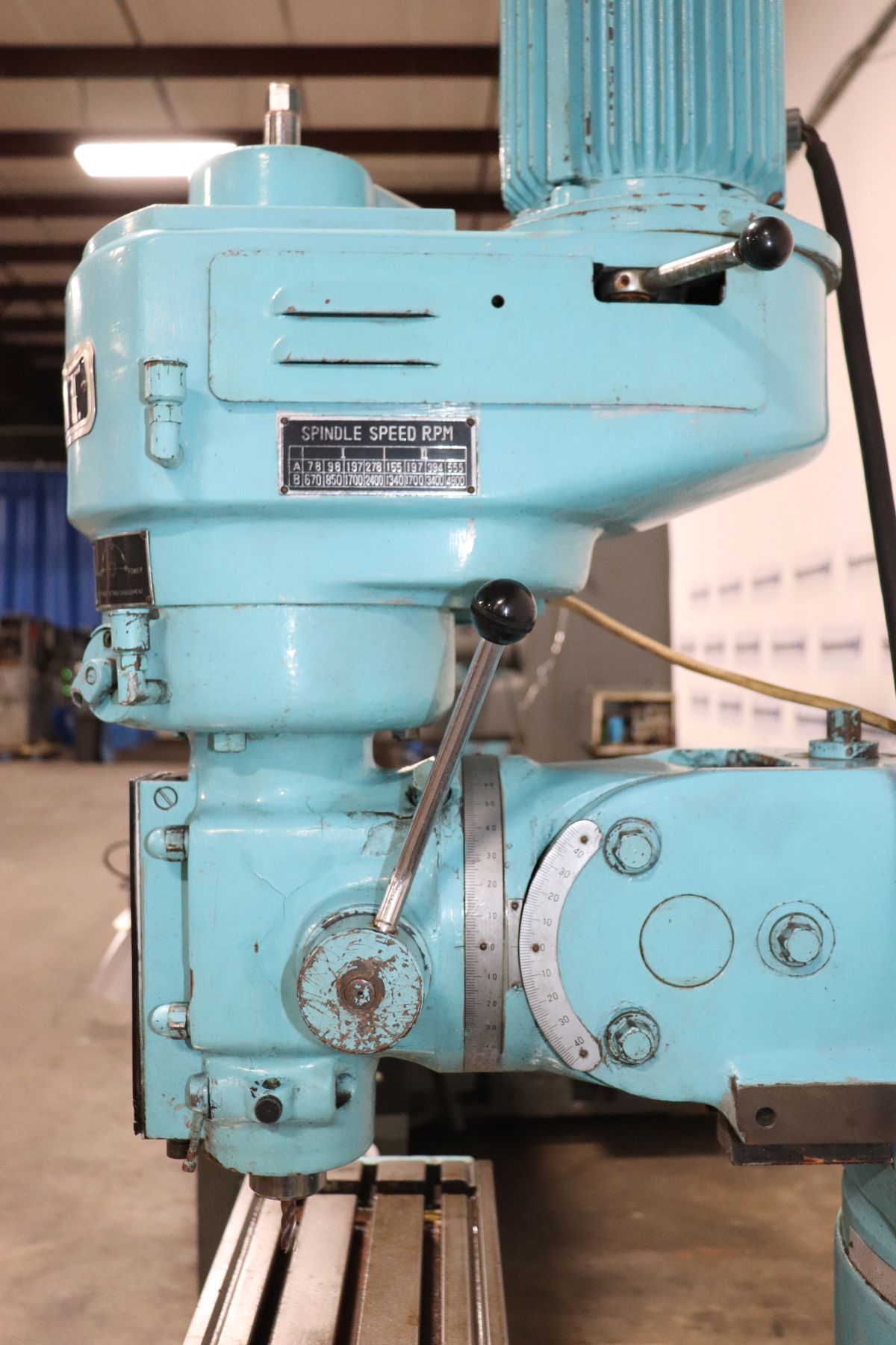 Summit V-244 10" x 44" Vertical Milling Machine - The Equipment Hub