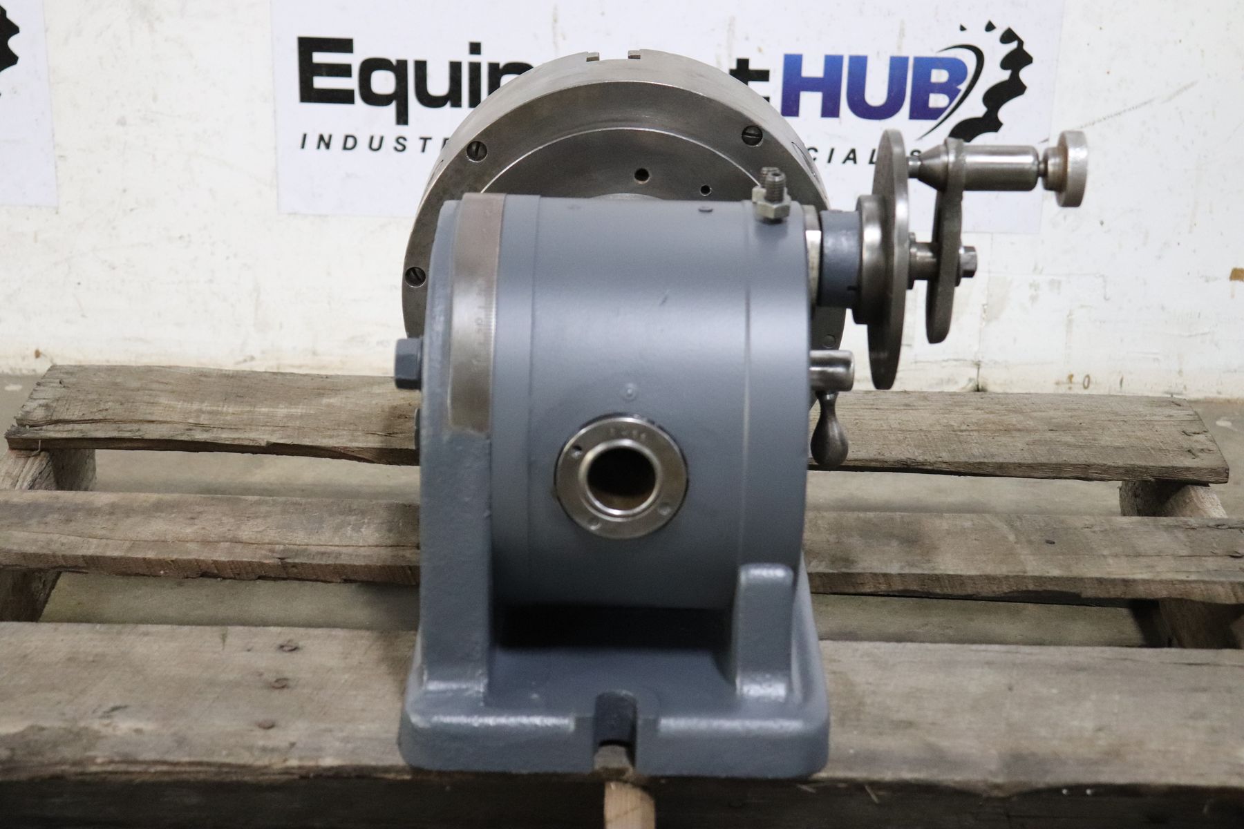 L-W Chuck Co. Indexing Dividing Head, Cushman 10" 3-Jaw Chuck - The ...