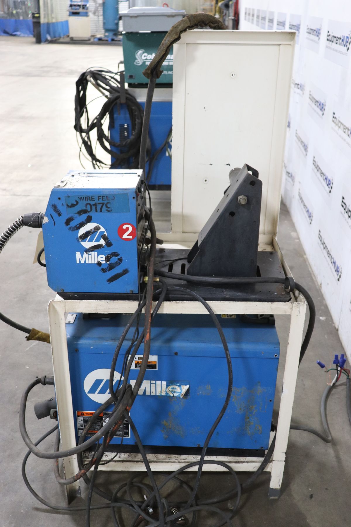 Miller Invision 456P 450 Amp DC Inverter Acr Mig Welder w/ 60M Wire ...