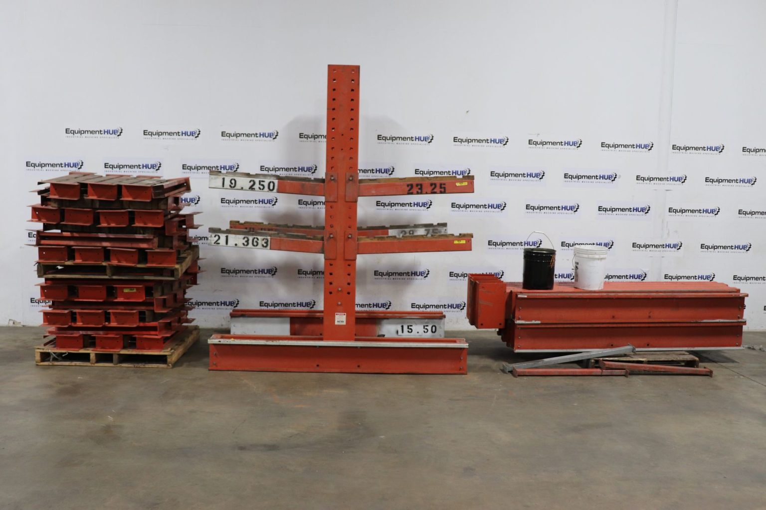 Paltier 8′ H Double Side Cantilever Racks, 6 Uprights, 84 36″ Front ...