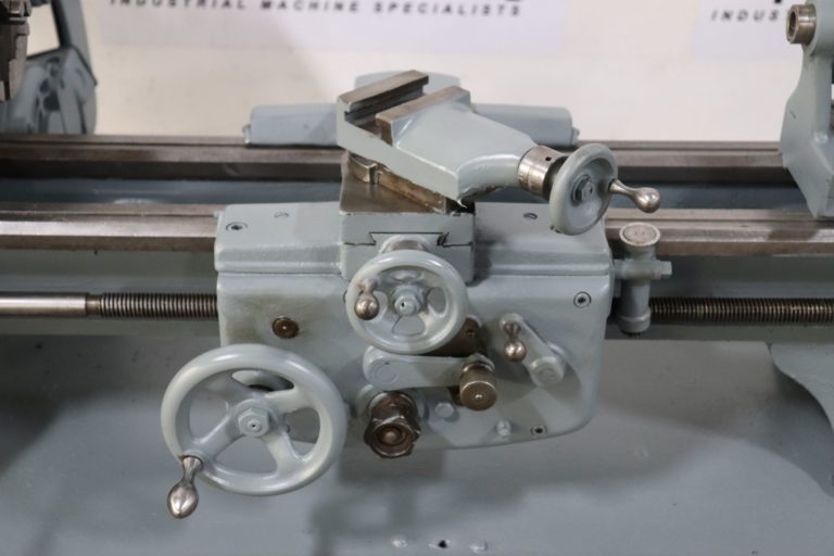 Logan 820 10″ x 24″ Toolroom Lathe, 115V/1PH - The Equipment Hub