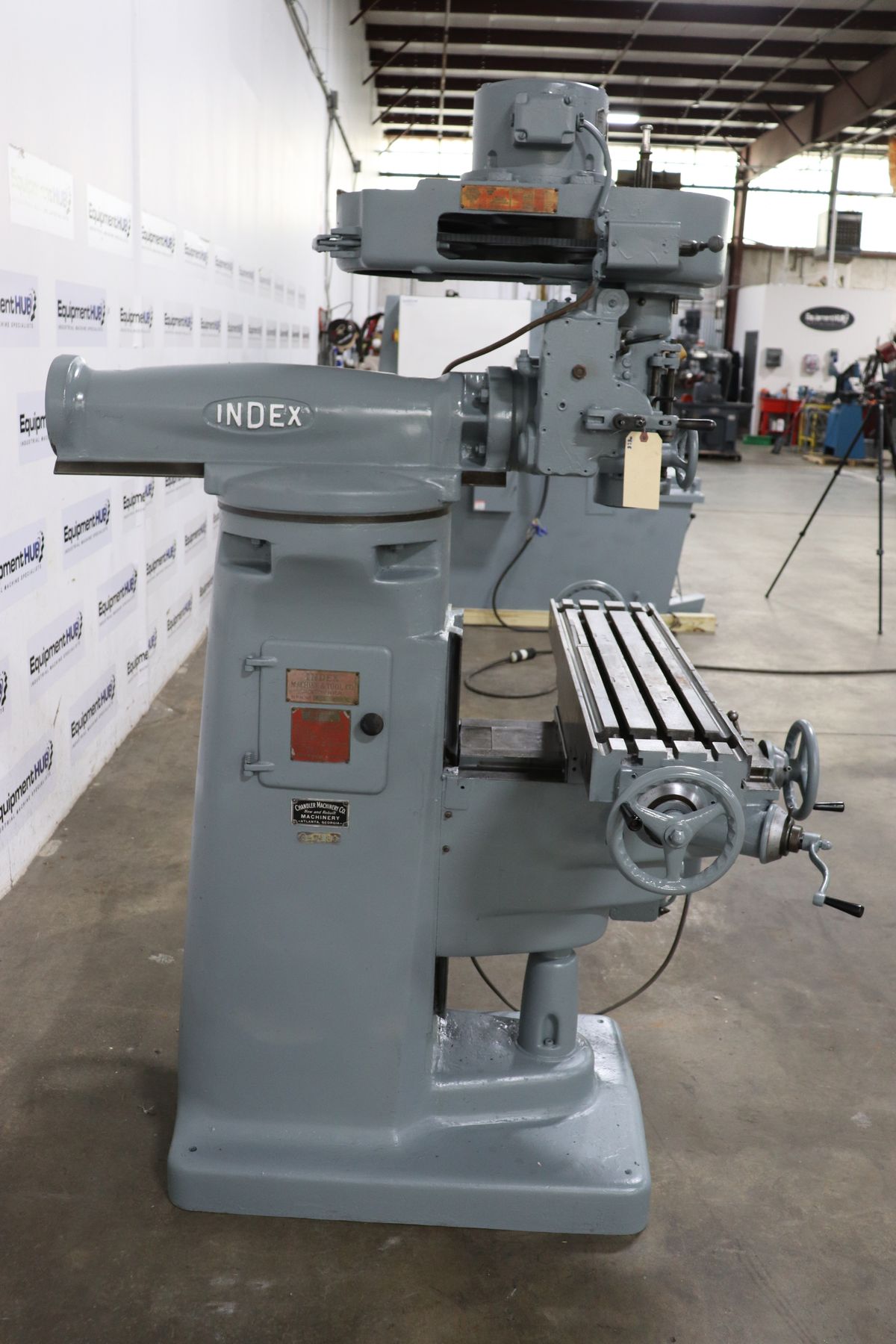 Index Wells 645 9" x 40" Vertical Milling Machine - The Equipment Hub