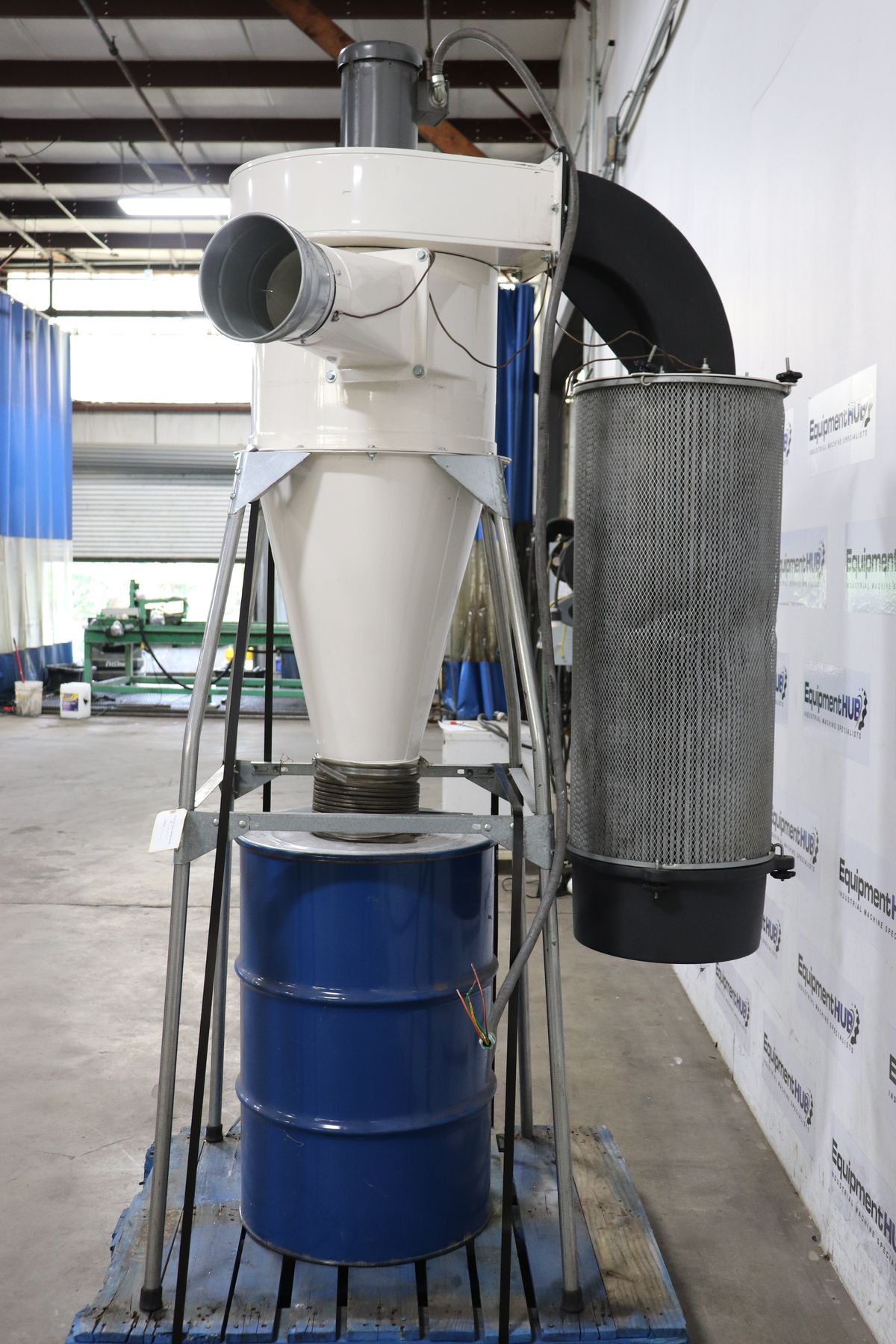 Oneida High Vacuum 3HP Cyclone Dust Collector - The Equipment Hub