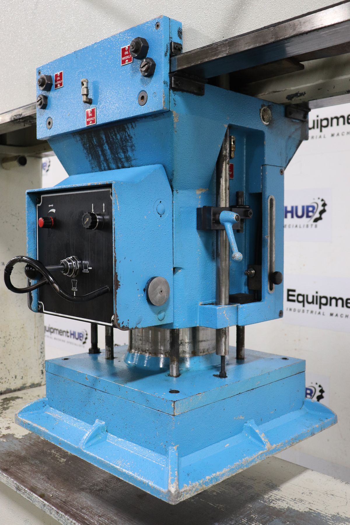 Samco GTH 1655 30 Ton Traveling Head Clicker Die Cutting Press - The ...