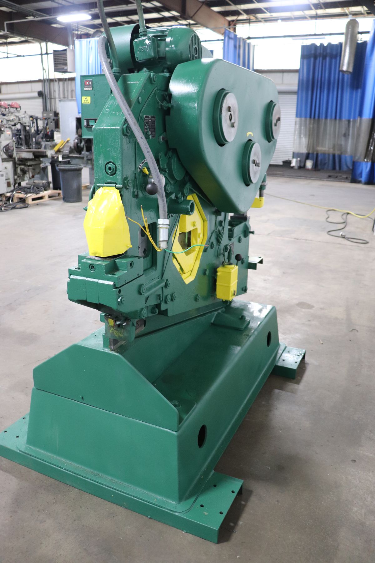 Mubea KBL 1/2 Universal 55 Ton 5 Station Mechanical Ironworker - The ...