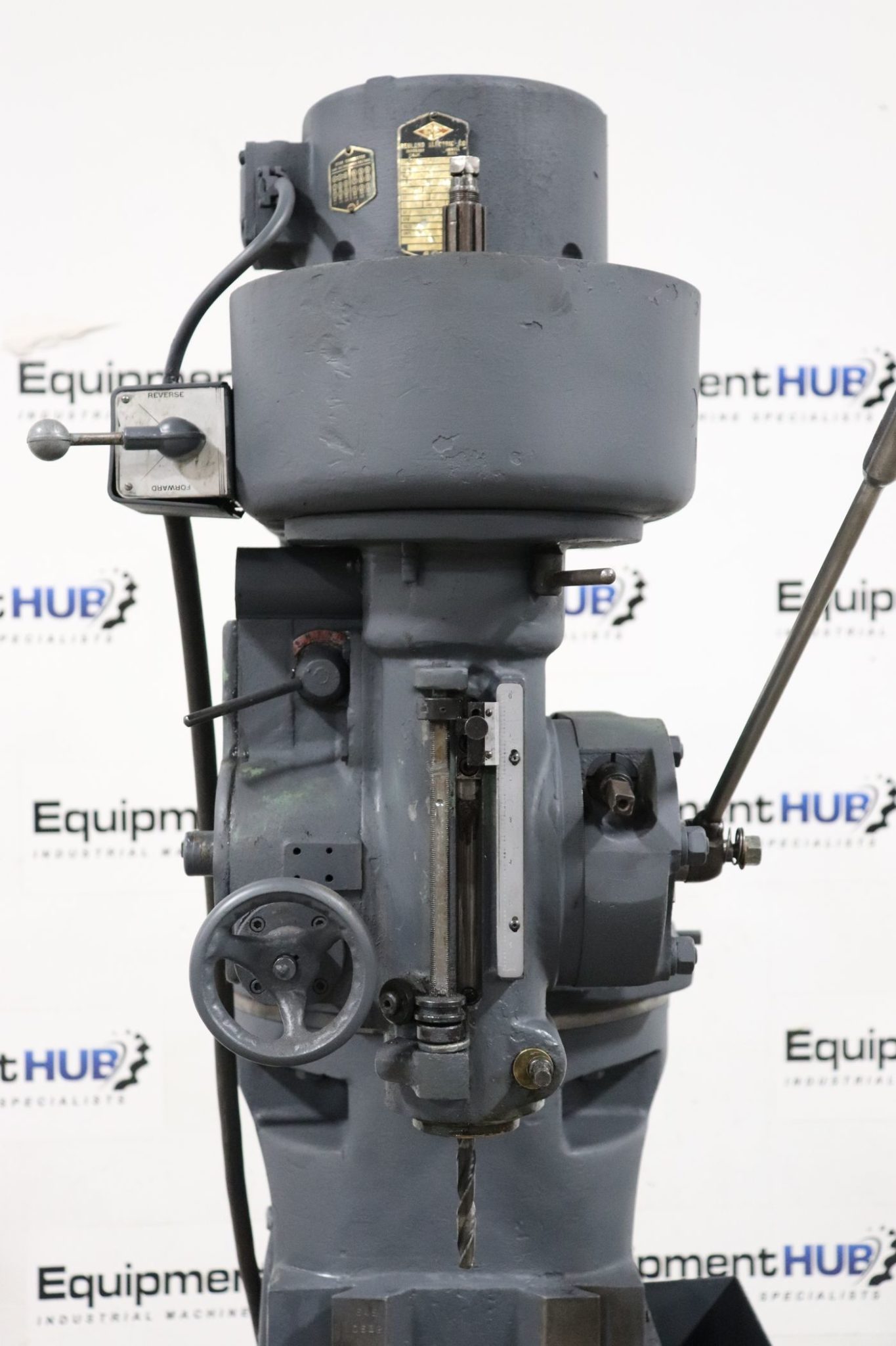 Index Wells 645 9" x 40" Vertical Milling Machine - The Equipment Hub