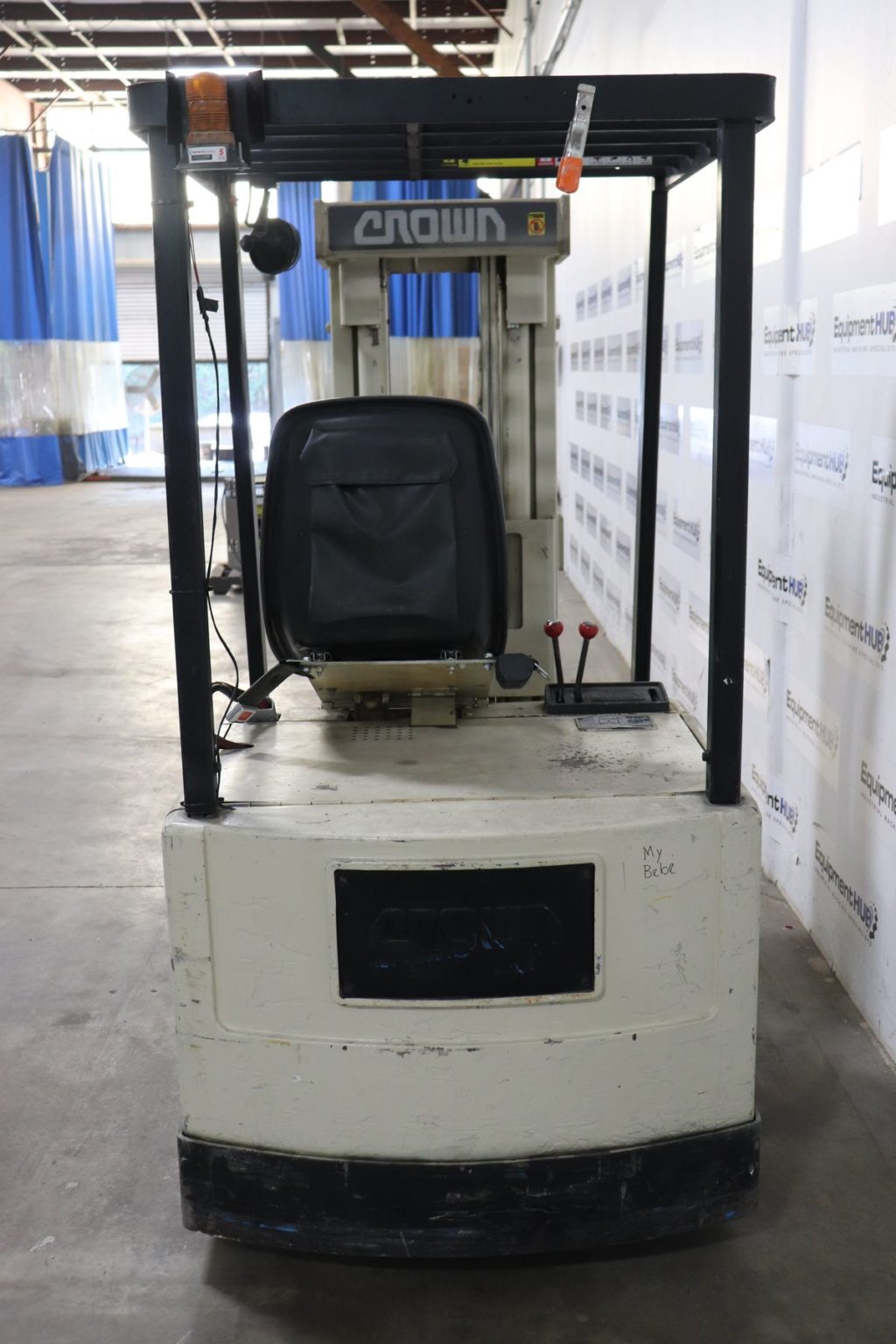 Crown 30SCTT 2550 Lb. Lift Capacity Electric Forklift - The Equipment Hub