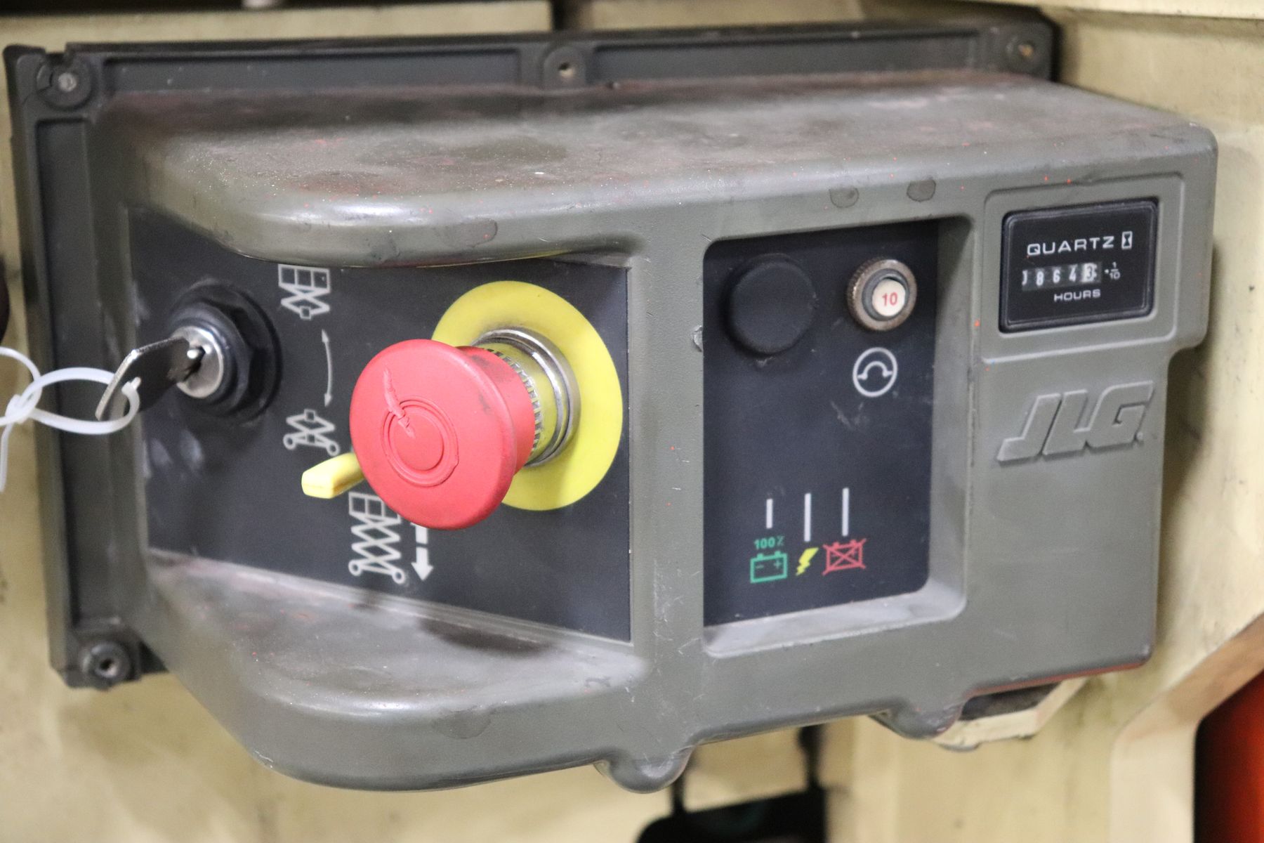 JLG 2630ES 26' Electric Scissor Lift Aerial Manlift Platform 24V - The ...