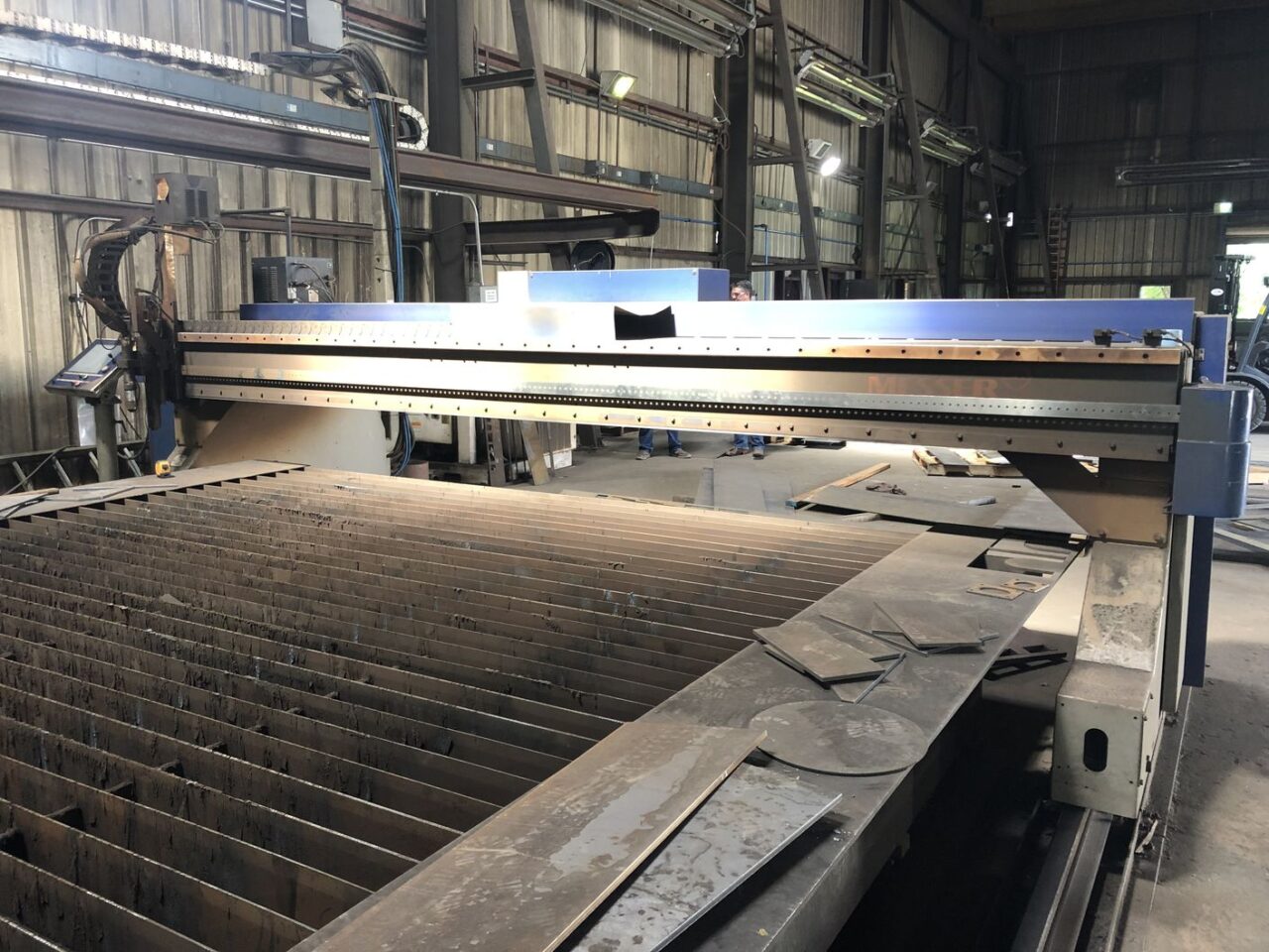 Messer Titan II 12′ x 24′ CNC Plasma Table Cutting System w/ Dust ...