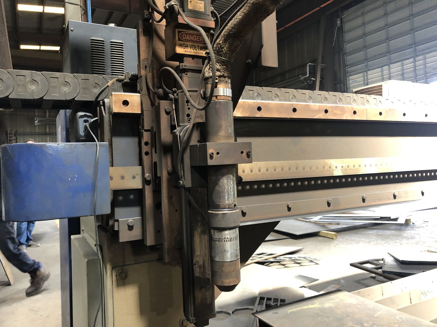 Messer Titan II 12′ x 24′ CNC Plasma Table Cutting System w/ Dust ...