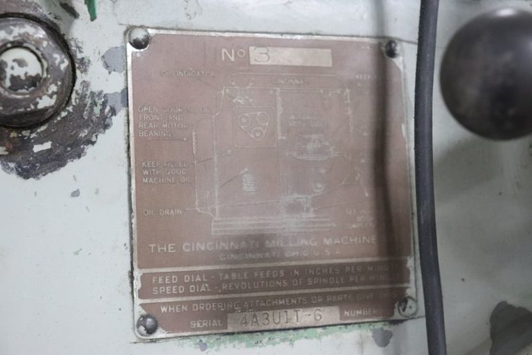 Cincinnati No.3 Horizontal Vertical Milling Machine - The Equipment Hub