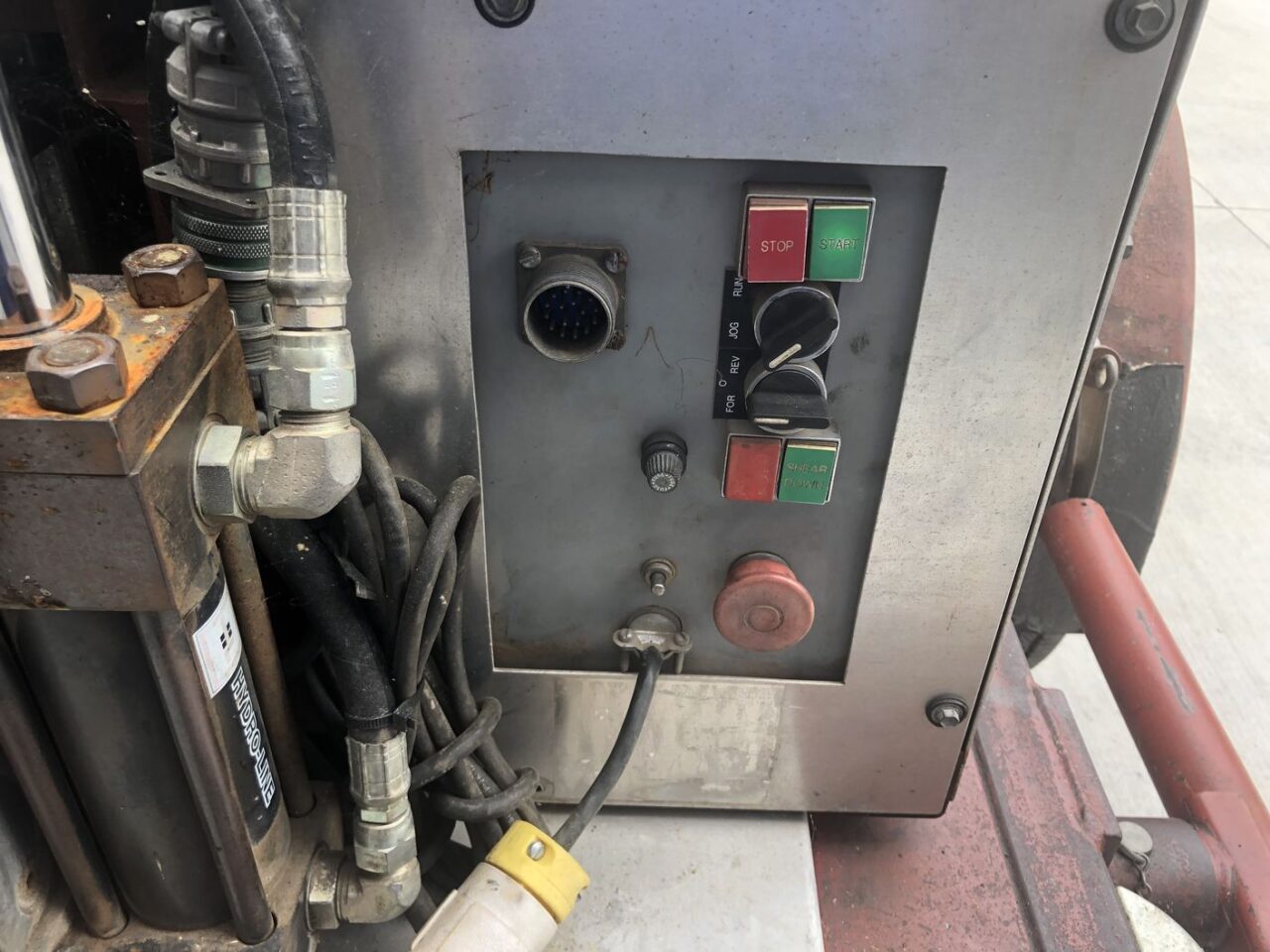 Englert Standing Seam Mobile Roll Former - The Equipment Hub