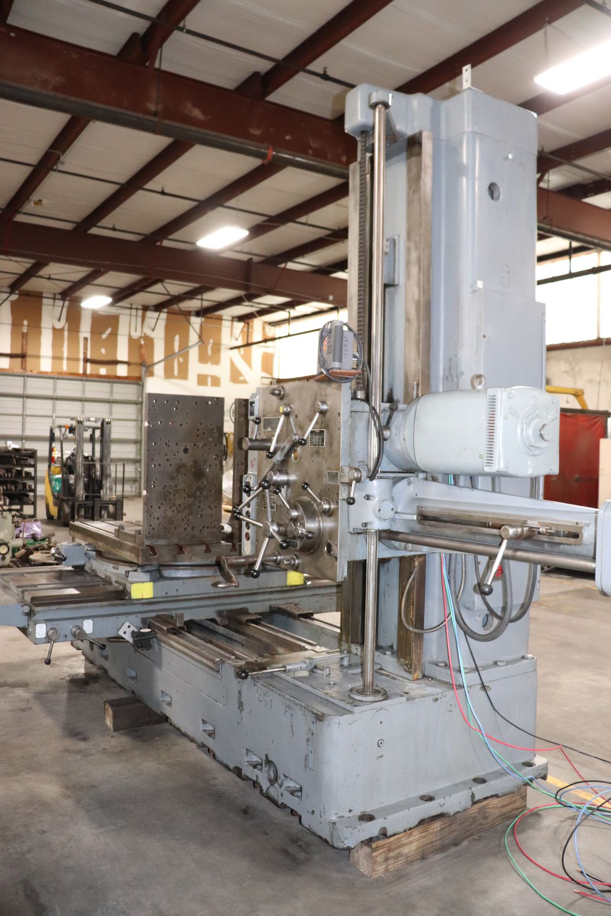 Scharmann WB80 3″ Horizontal Boring Mill, 43″ x 55″ Rotary Table, DRO ...