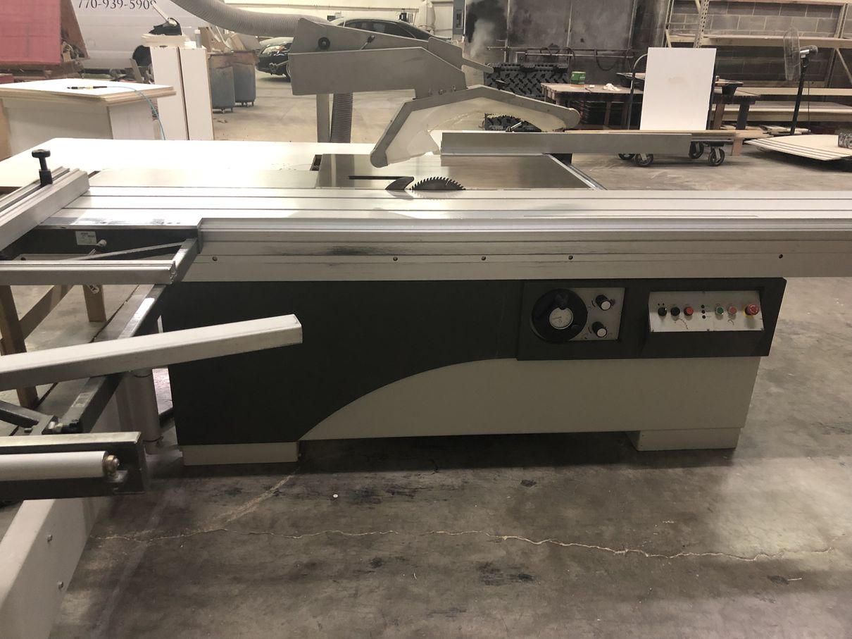 Griggio C-45 Sliding Table Saw - The Equipment Hub