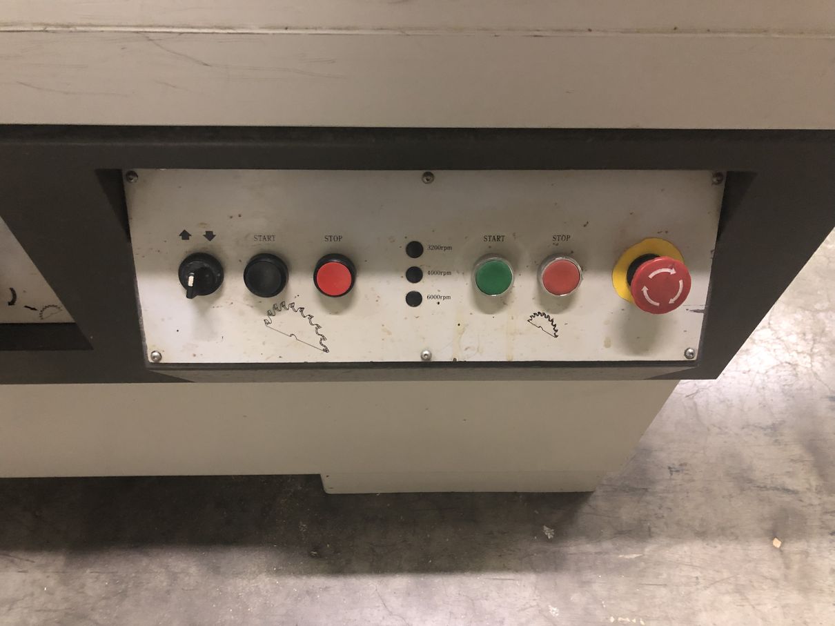 Griggio C-45 Sliding Table Saw - The Equipment Hub