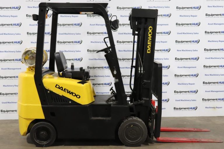 Daewoo GC25E-3 5,000 Lb. Capacity Forklift - The Equipment Hub