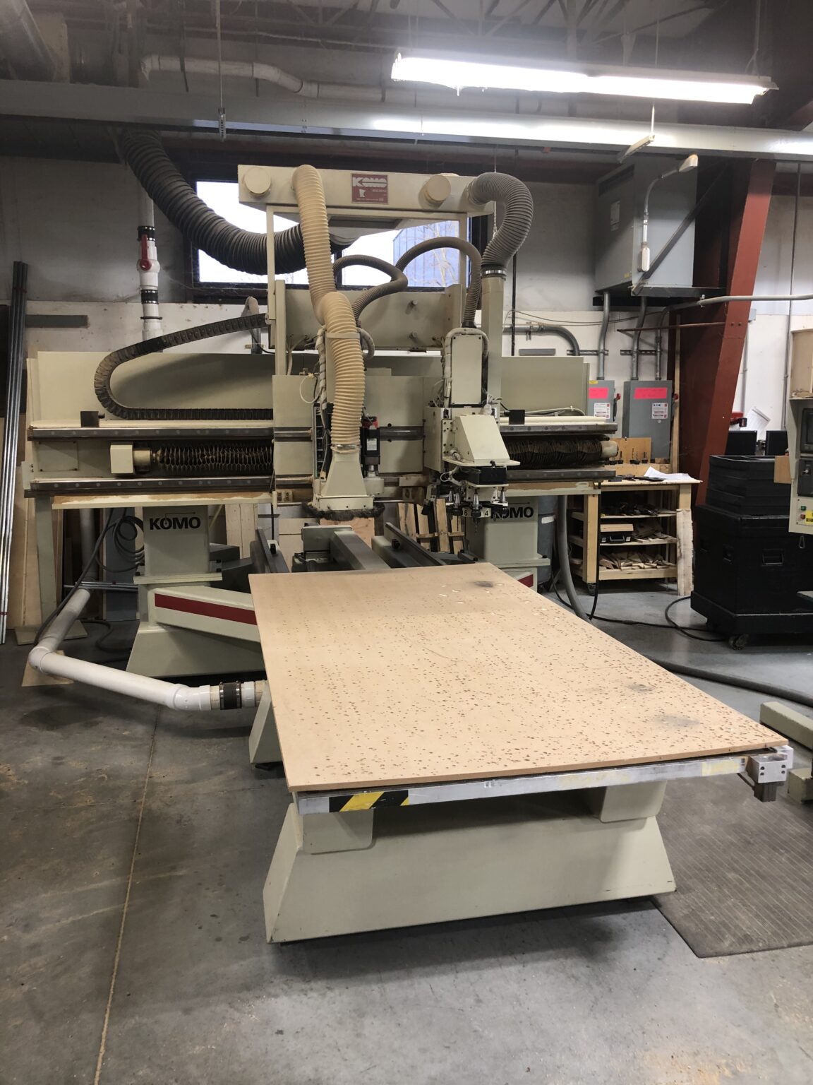 KOMO VR408 CNC Router 4' x 8' w/ ATC - The Equipment Hub