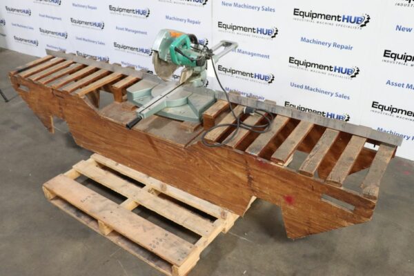 Hitachi C8FB2 8-1/2" Sliding Compound Miter Saw w/ Wood Extension ...