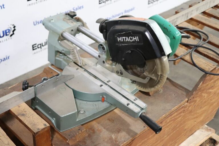 Hitachi C8FB2 8-1/2" Sliding Compound Miter Saw w/ Wood Extension ...